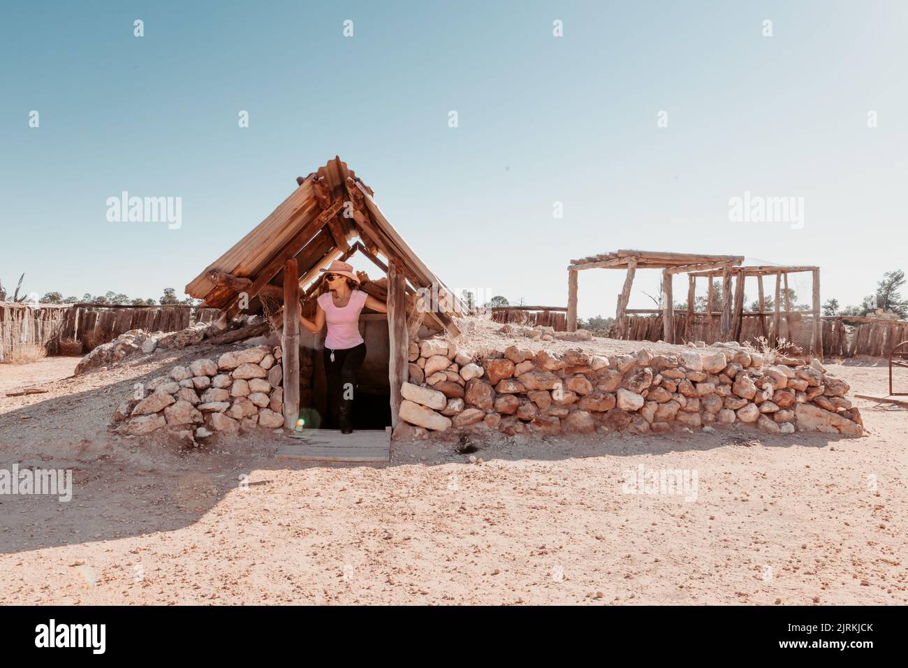 Desert home built underground hi-res stock photography and images - Alamy