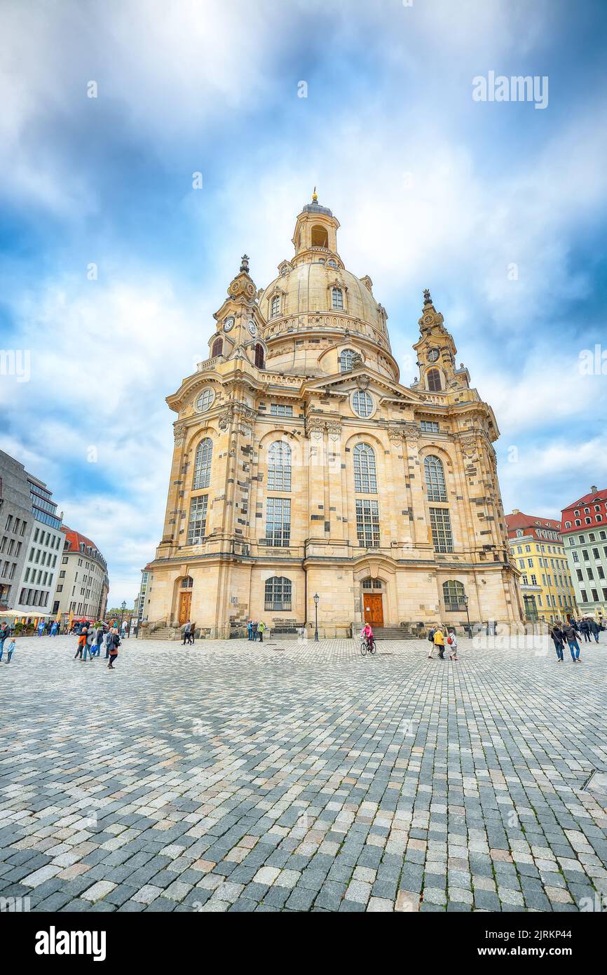 Breathtaking view of of Baroque church - Frauenkirche in Dresden ...