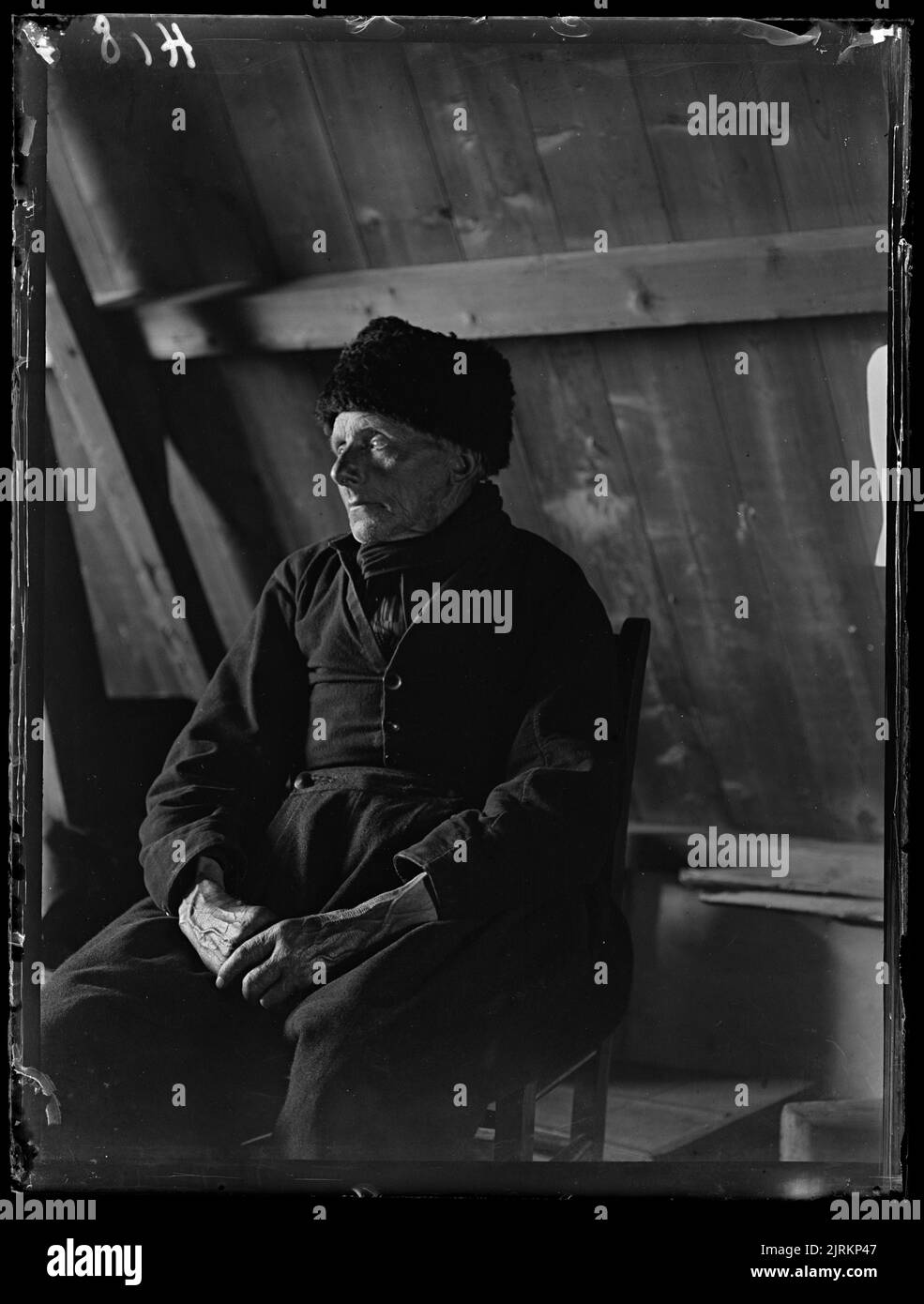 George crombie hi-res stock photography and images - Alamy