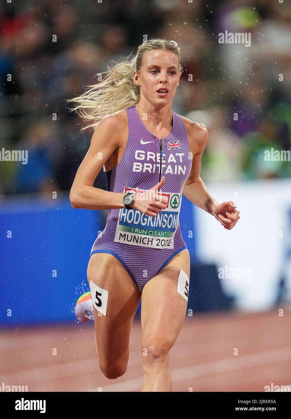Keely Hodgkinson running the 800 meters at the European Athletics ...