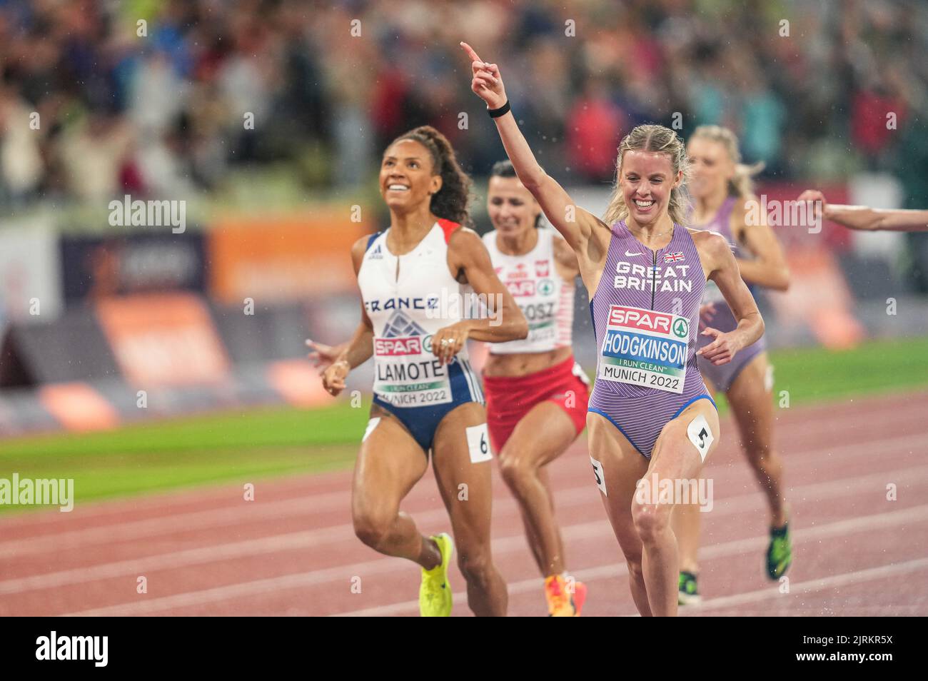 Keely Hodgkinson winning the 800 meters at the European Athletics ...