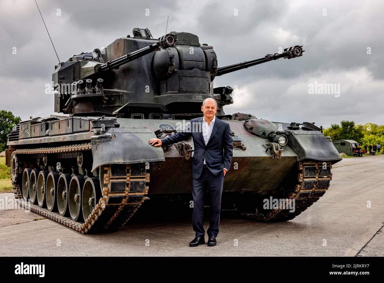 Gepard self propelled anti aircraft gun hi-res stock photography and images - Alamy