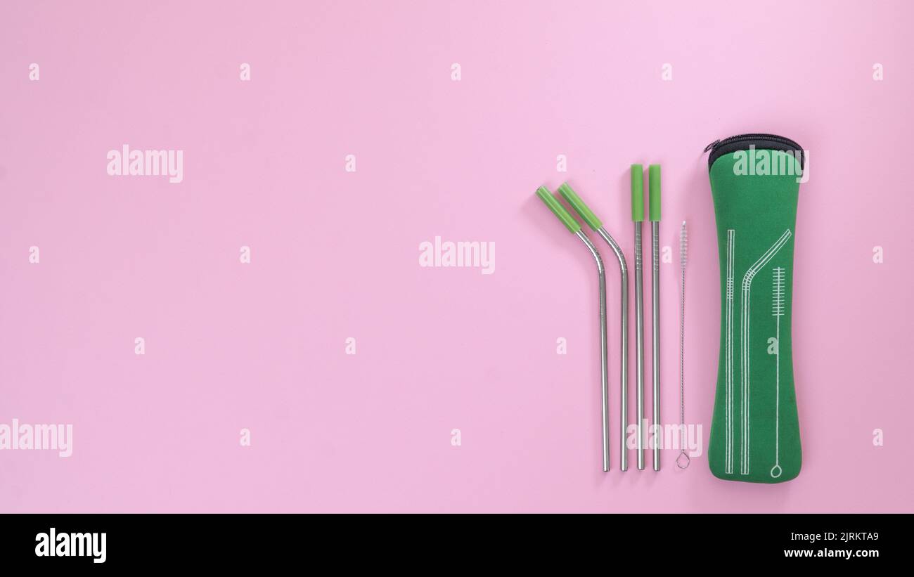 Reusable metal straws drinks hi-res stock photography and images - Alamy
