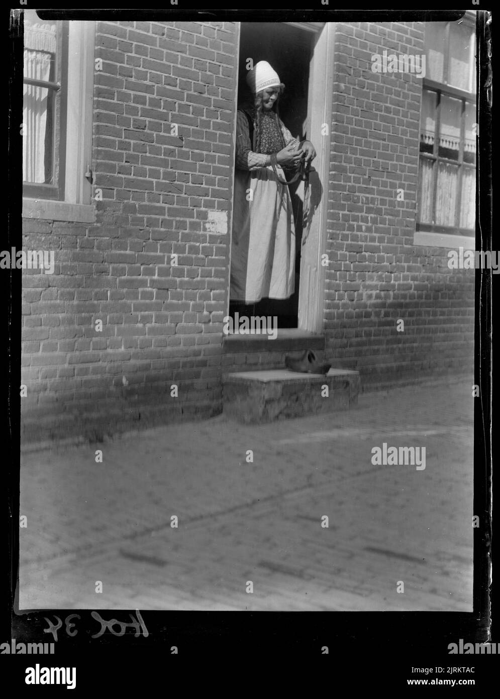 George crombie hi-res stock photography and images - Alamy