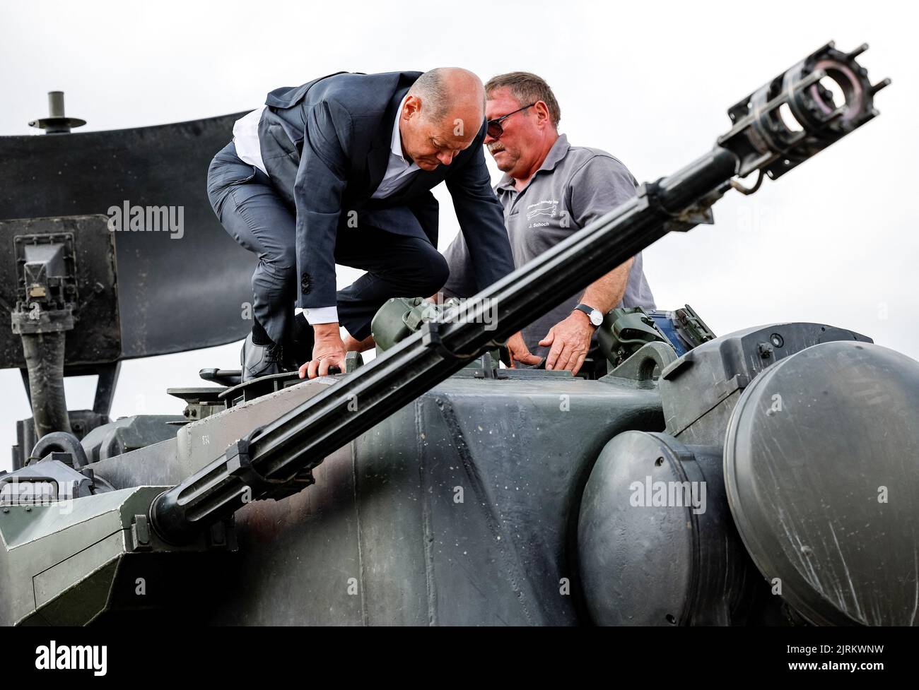 Gepard self propelled anti aircraft gun hi-res stock photography and images - Alamy