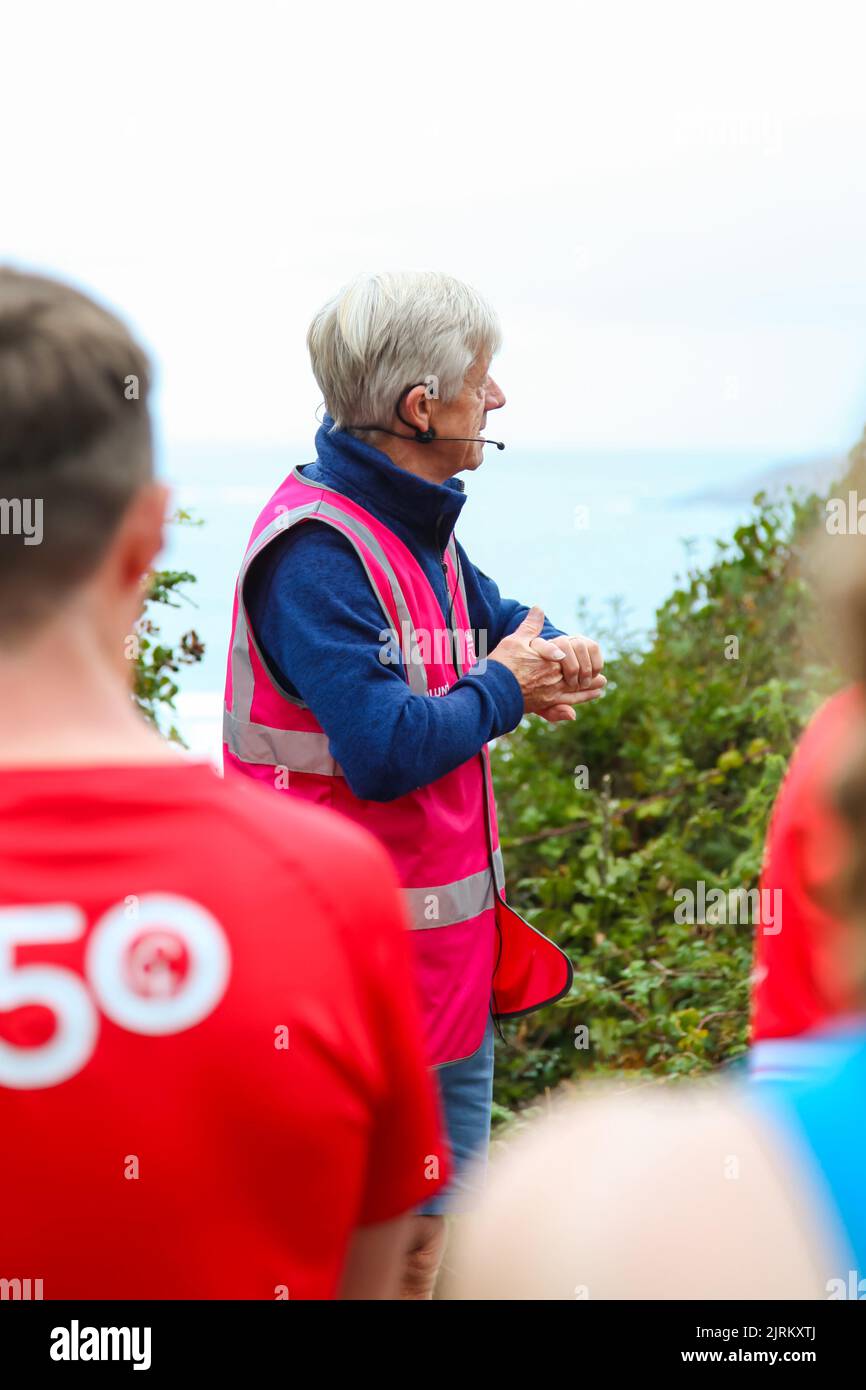 Woolacombe Dunes Park Run Volunteer gives pre run talk, North Devon ...