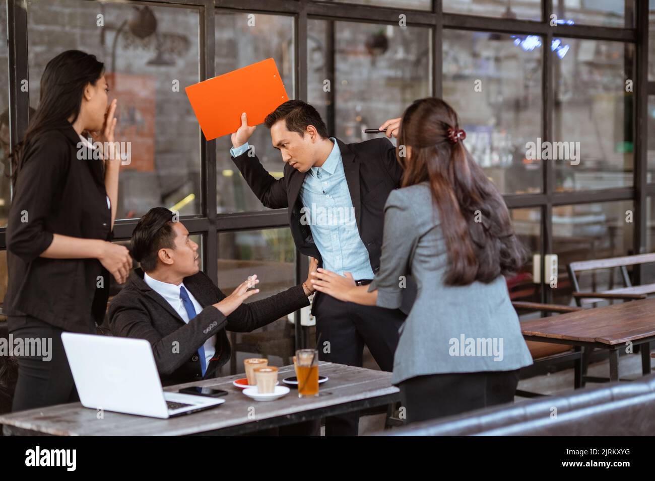 Failed business meeting hi-res stock photography and images - Alamy