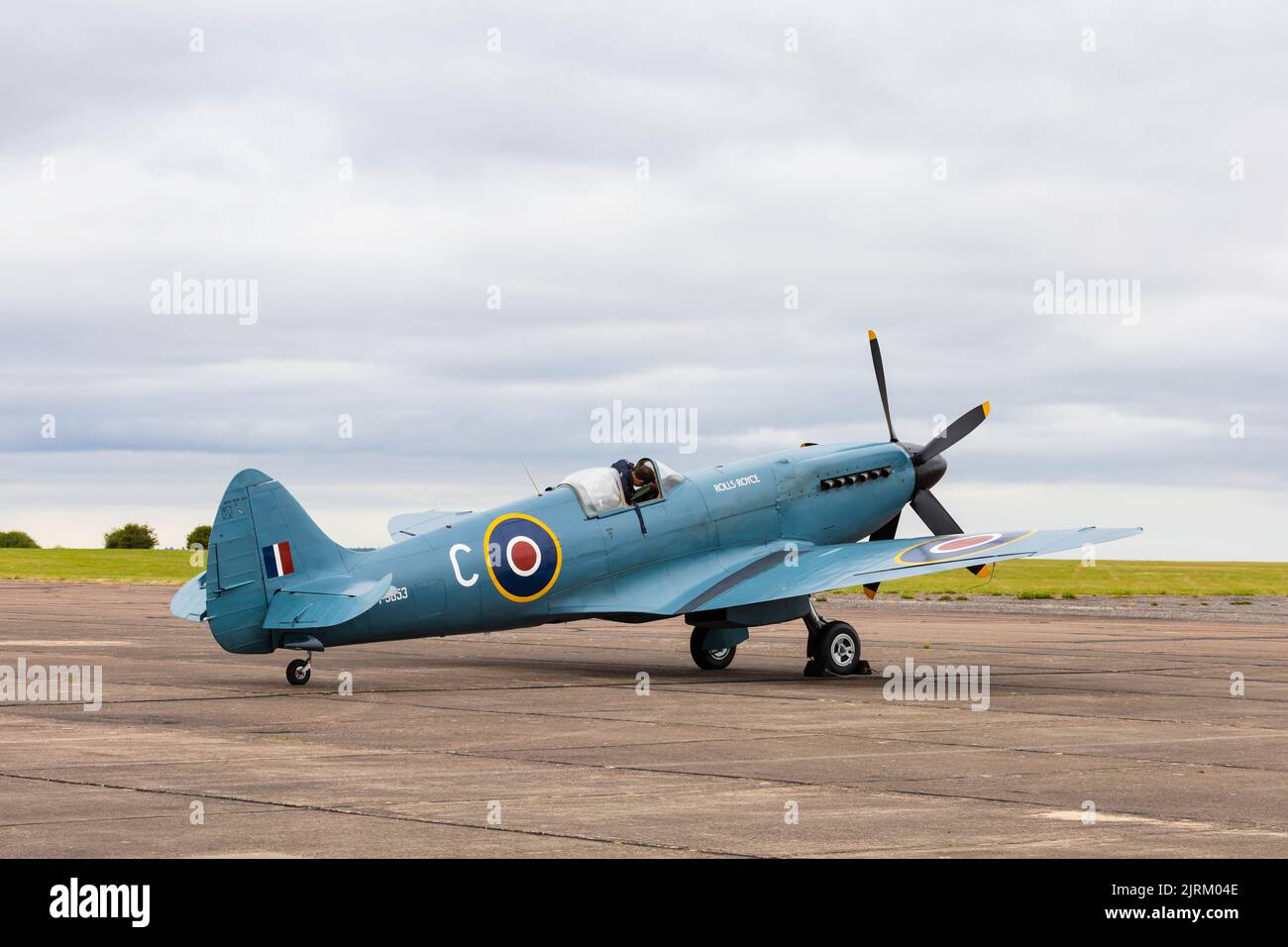 Supermarine Spitfire PRXIX of the Rolls Royce Heritage Trust flying at ...