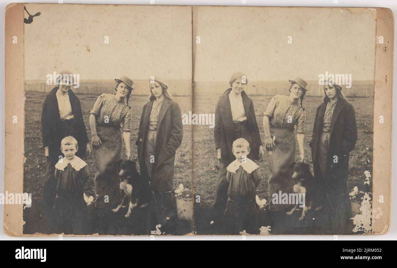 Group Portrait, circa 1891, New Zealand, by Alfred William Fielder ...