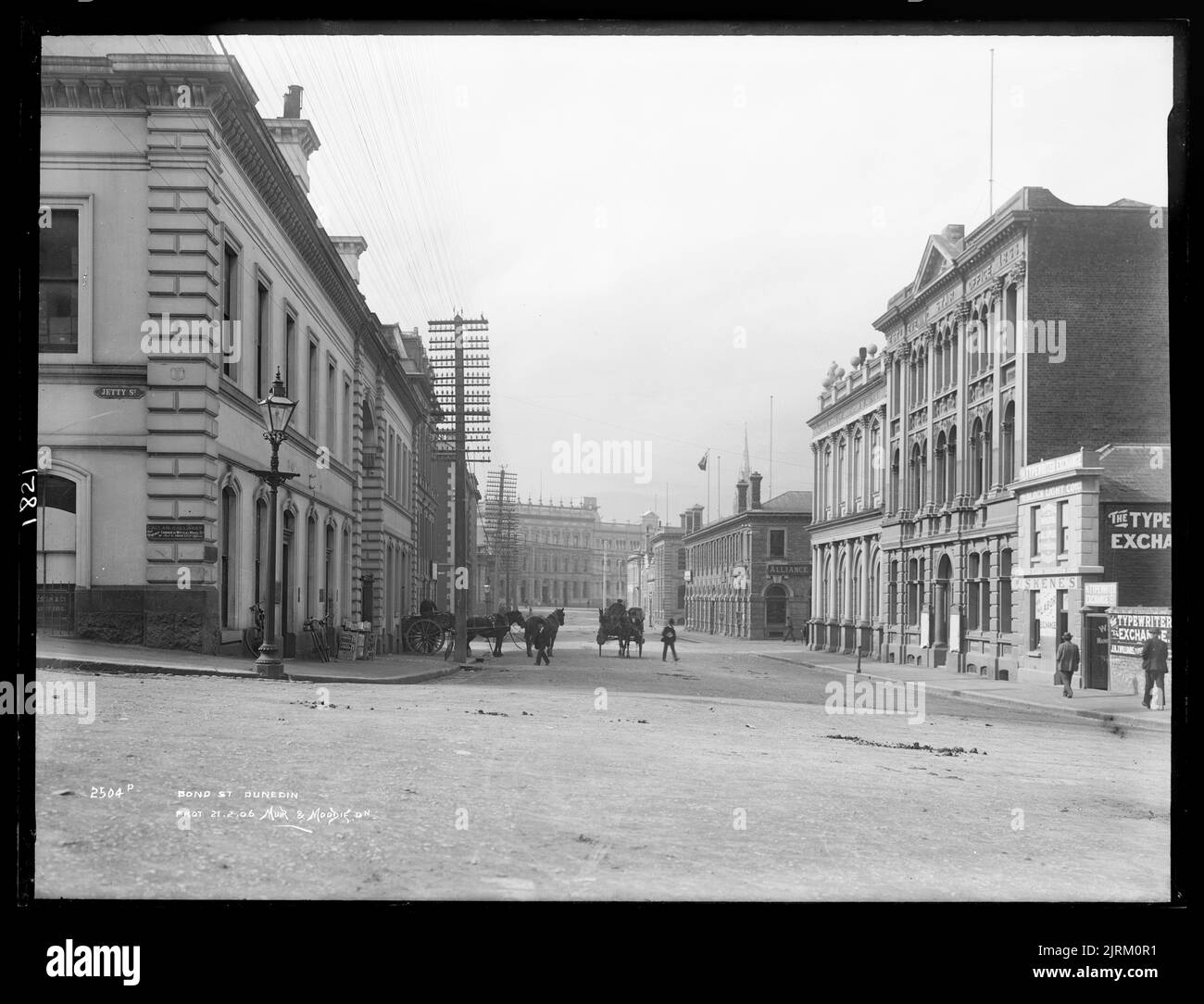 Dunedin bond street hi-res stock photography and images - Alamy