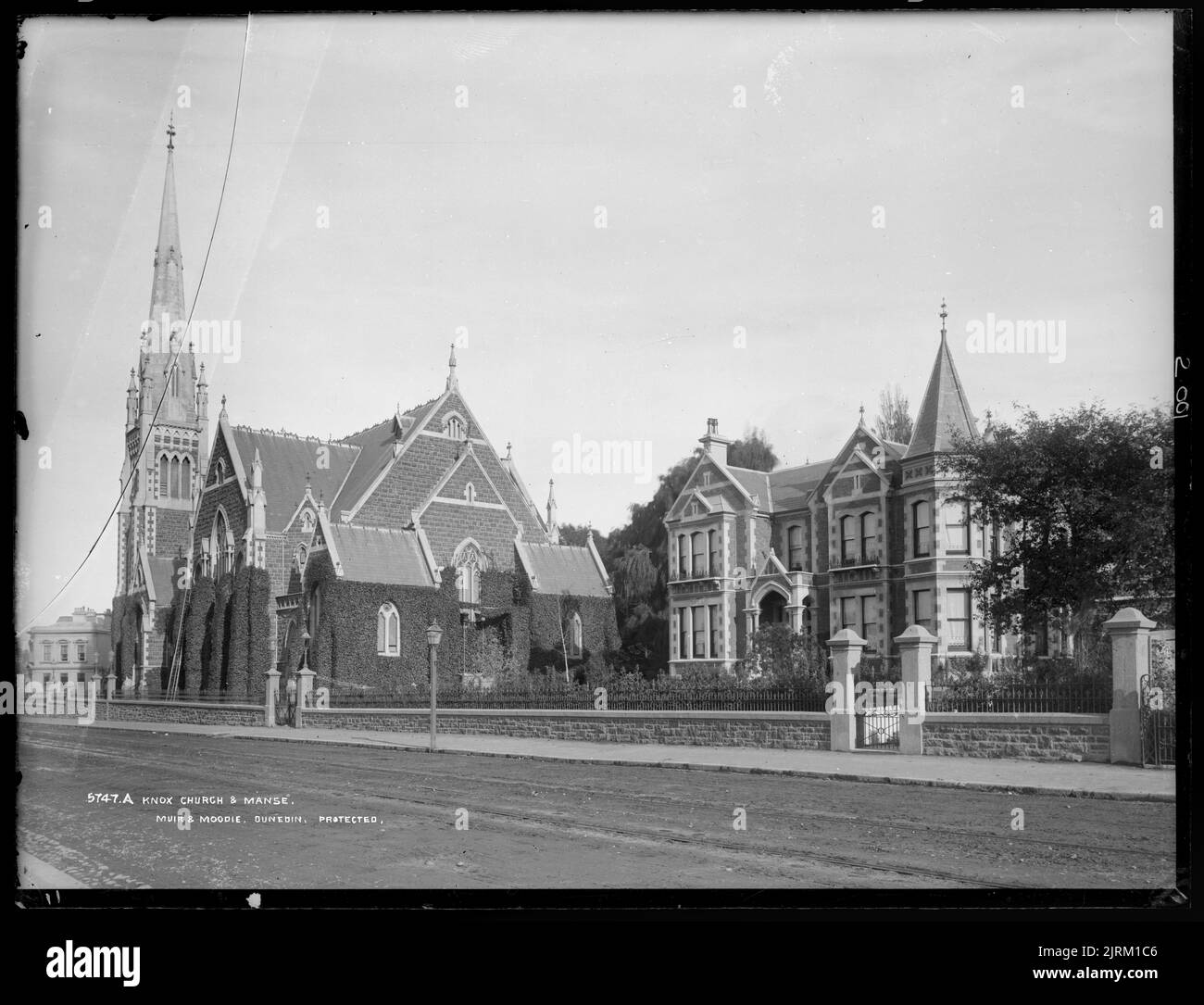 Dunedin knox church manse hi-res stock photography and images - Alamy
