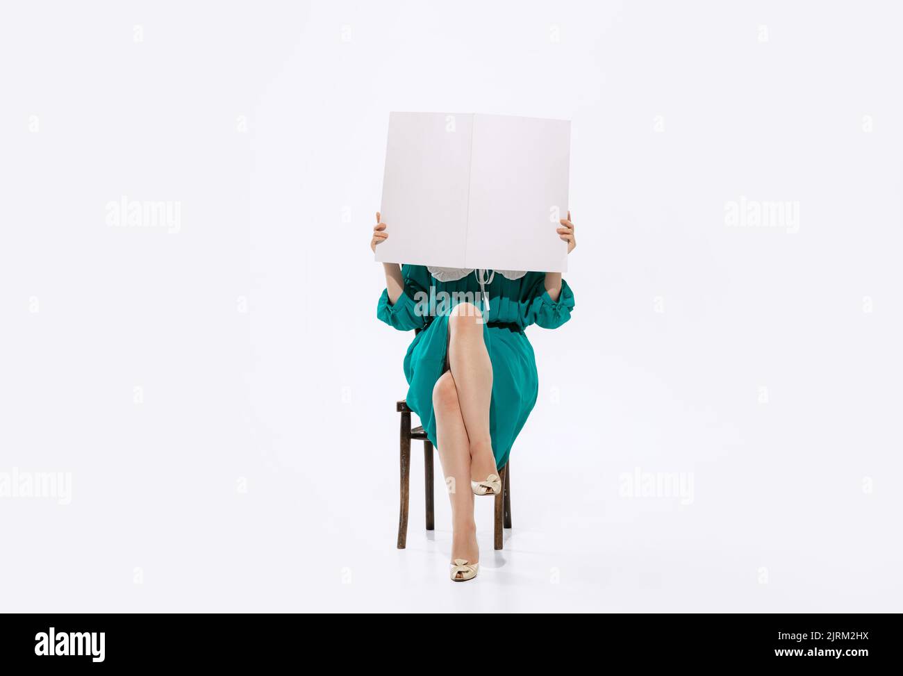 Portrait of woman in retro, 70s, 80s fashion style clothes, vintage ...