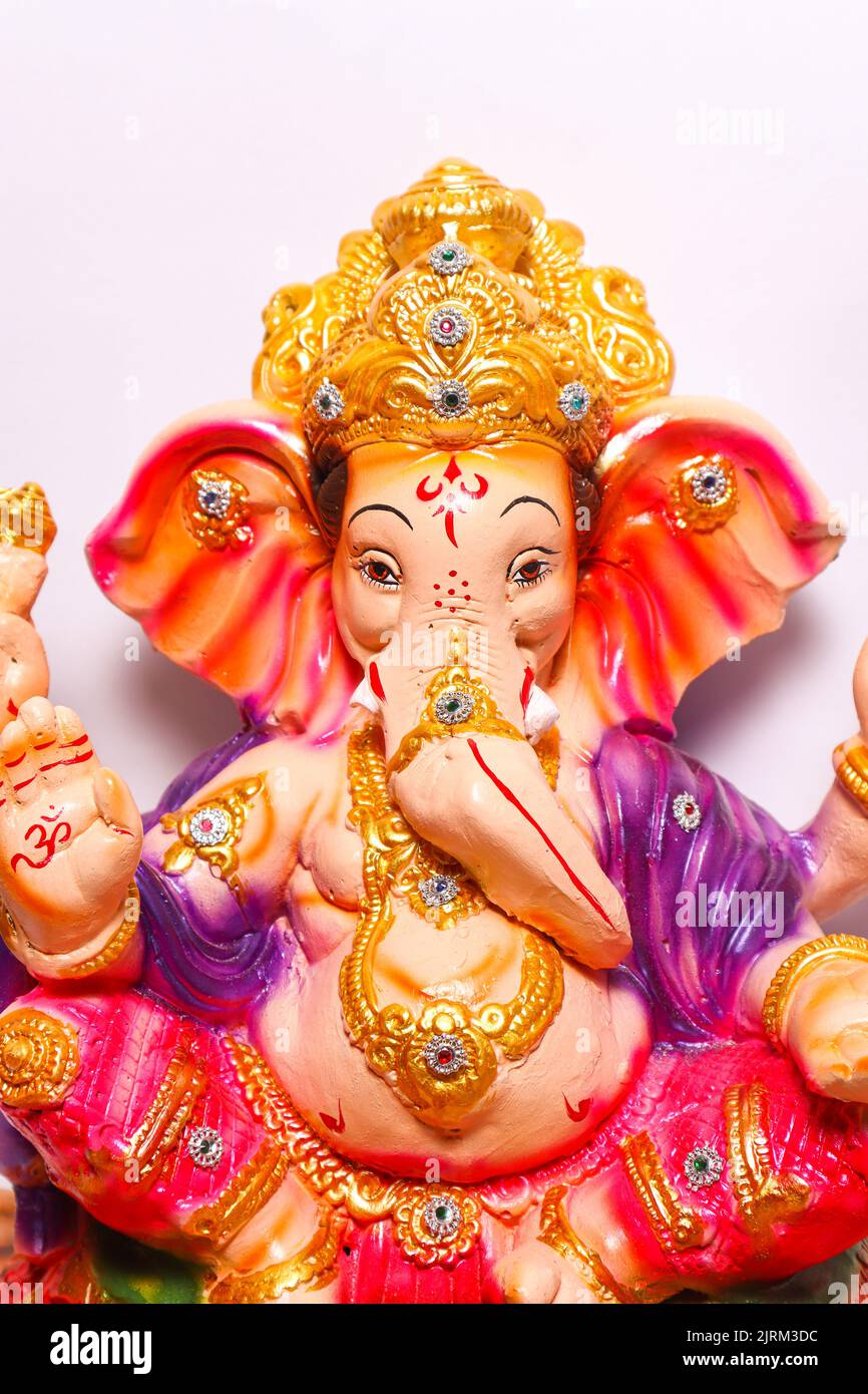 Beautiful statue lord ganesh hi-res stock photography and images - Alamy