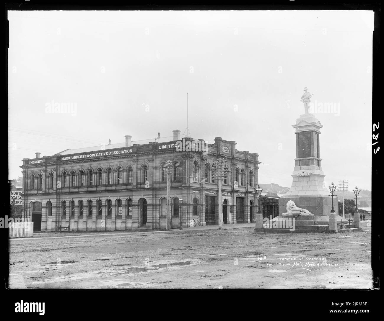 Thames street oamaru hi-res stock photography and images - Alamy