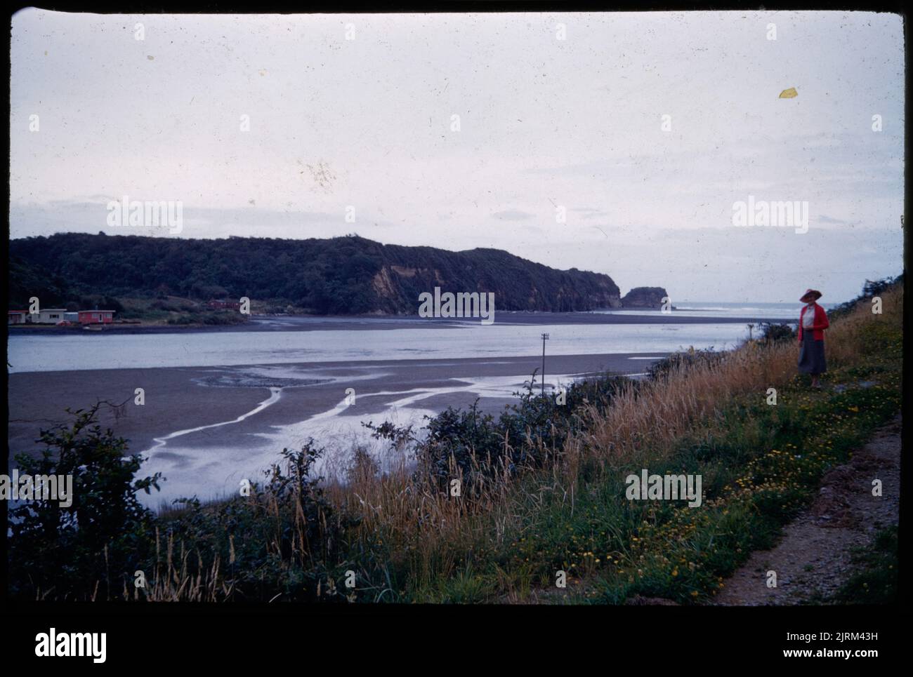 Mouth of tongaporutu river mouth of tongaporutu river hi-res stock ...