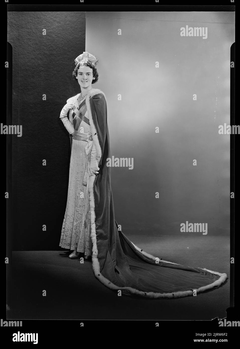 Miss O Gardiner, 1936-1937, Wellington, by Spencer Digby Studios ...