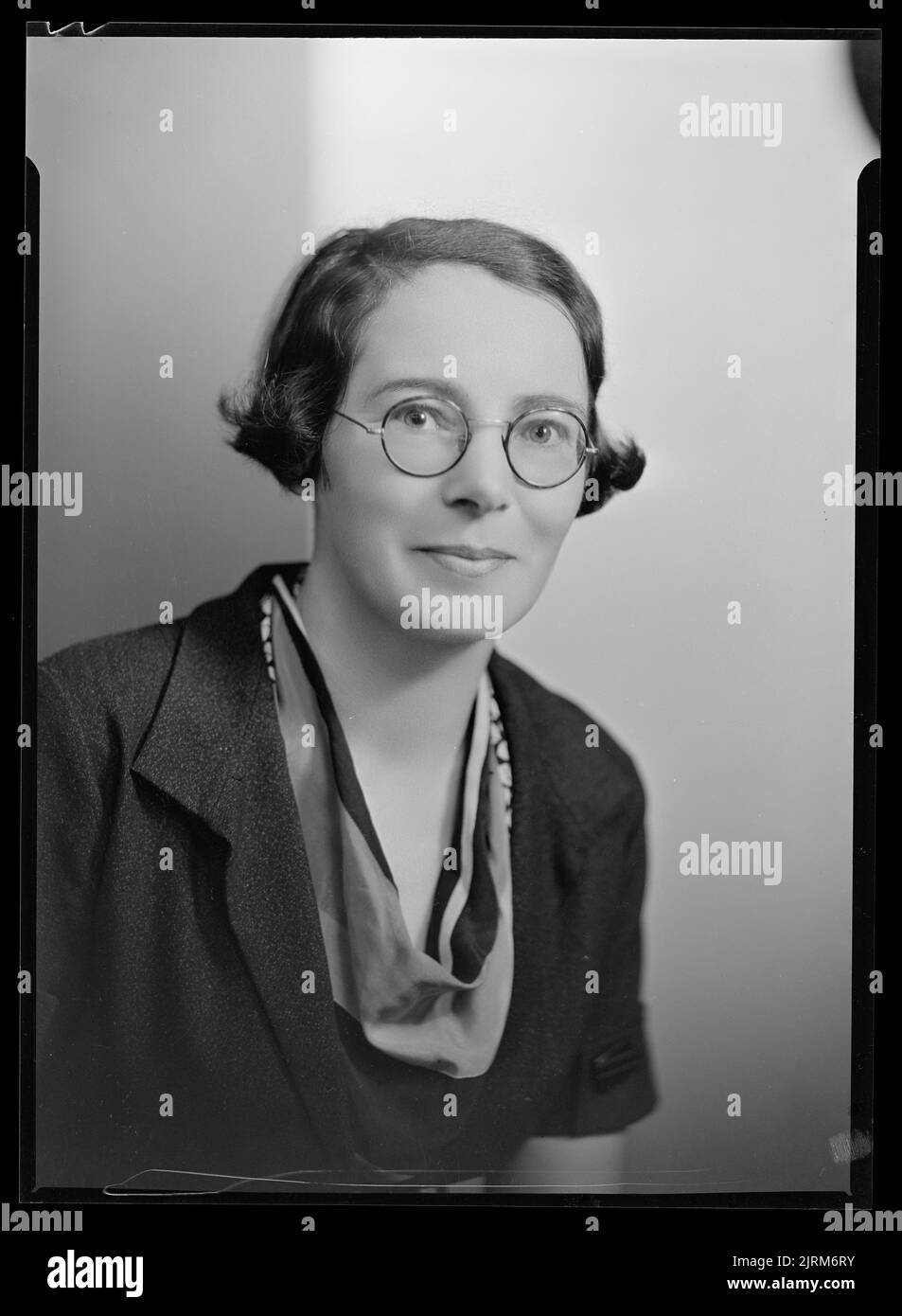 Mrs C Moore, 1937, Wellington, by Spencer Digby Studios. Spencer Digby ...