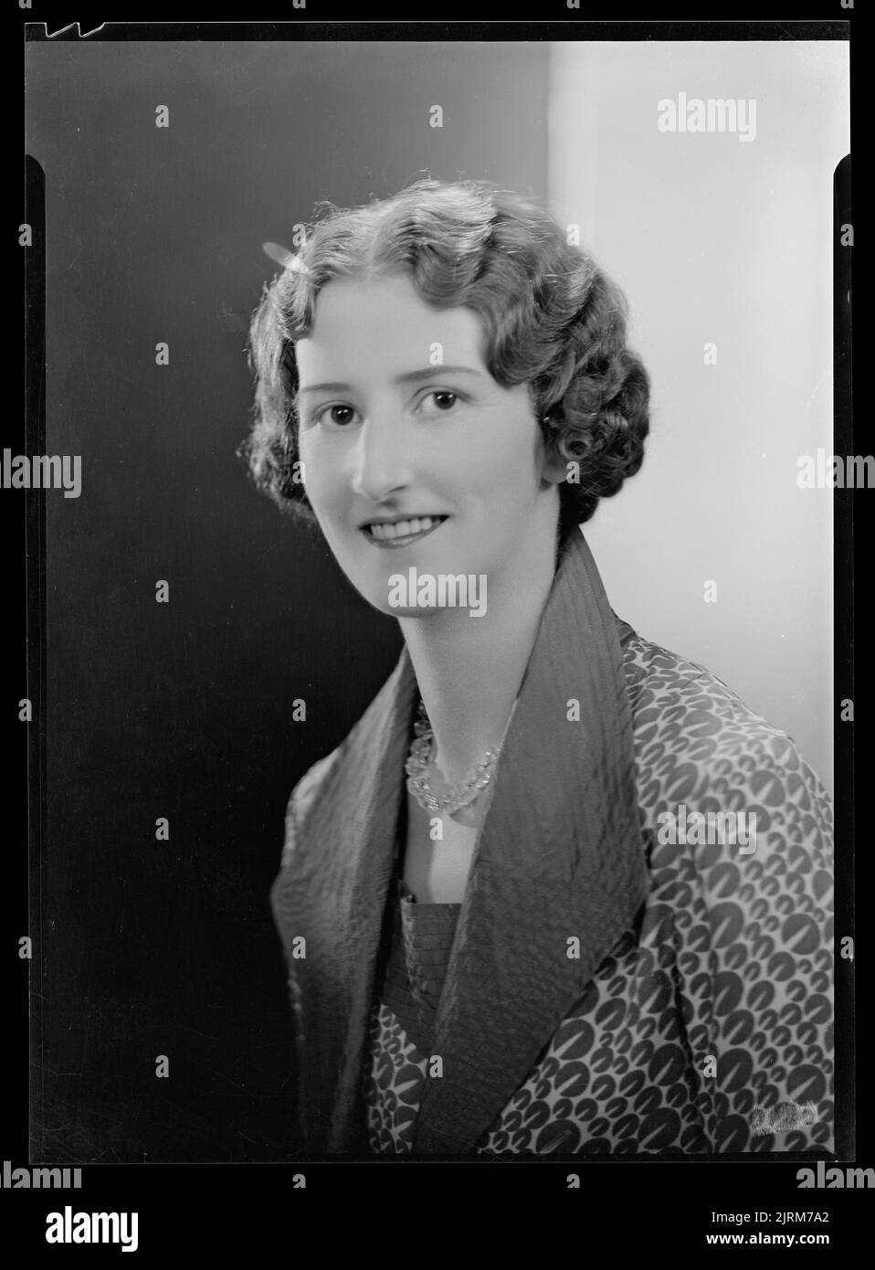 Miss E Kent, 1937, Wellington, by Spencer Digby Studios. Spencer Digby ...