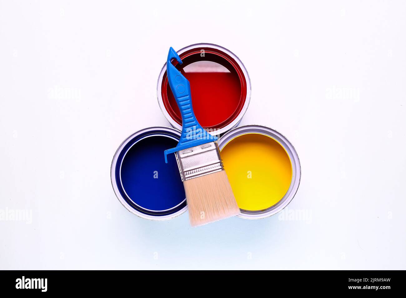 Open paint can hi-res stock photography and images - Alamy