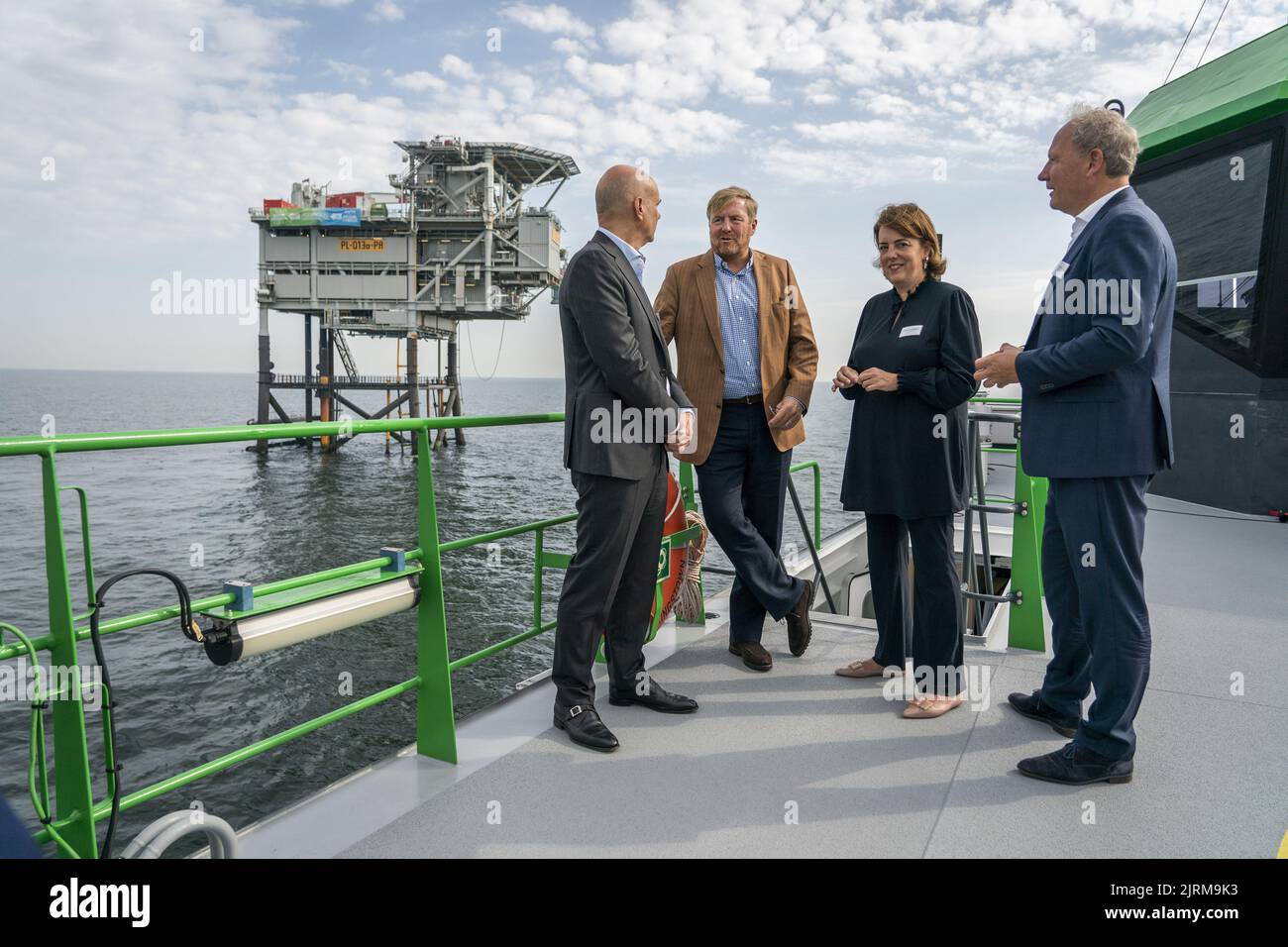 2022-08-25 10:51:08 SCHEVENINGEN - King Willem-Alexander aboard the ...