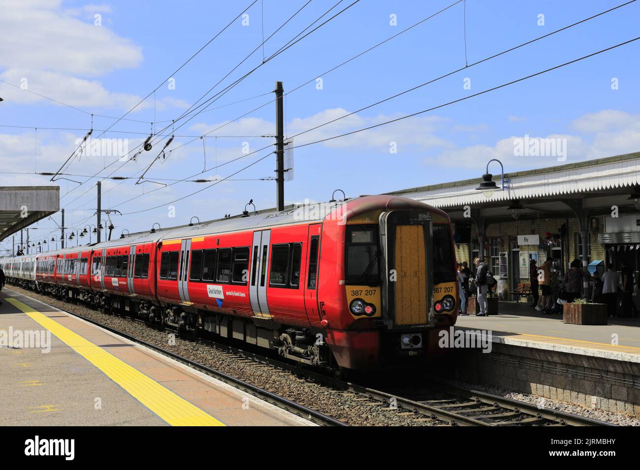 Great Northern Train at Ely station, Ely city, Cambridgeshire, England ...