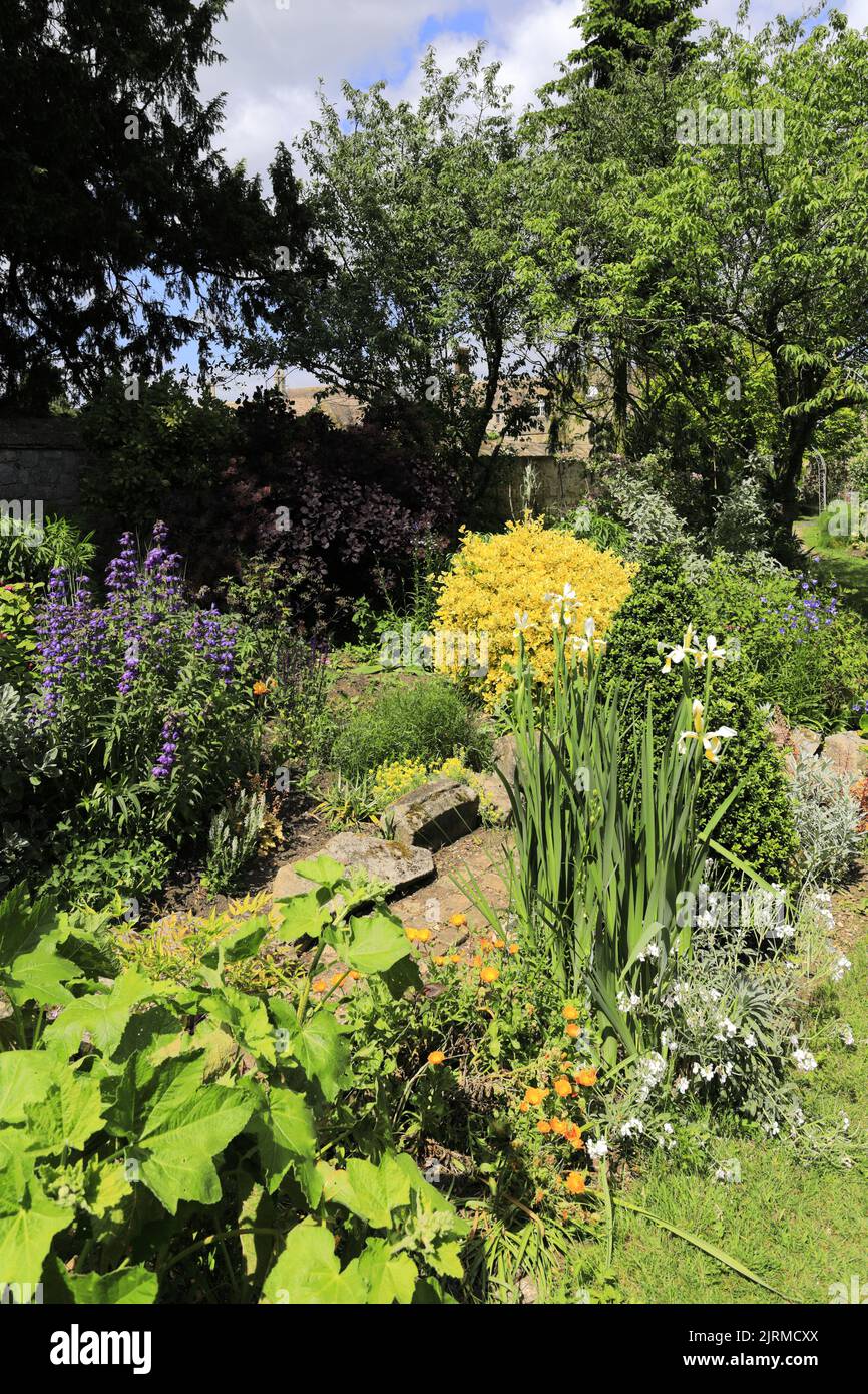 Almonry tea room hi-res stock photography and images - Alamy