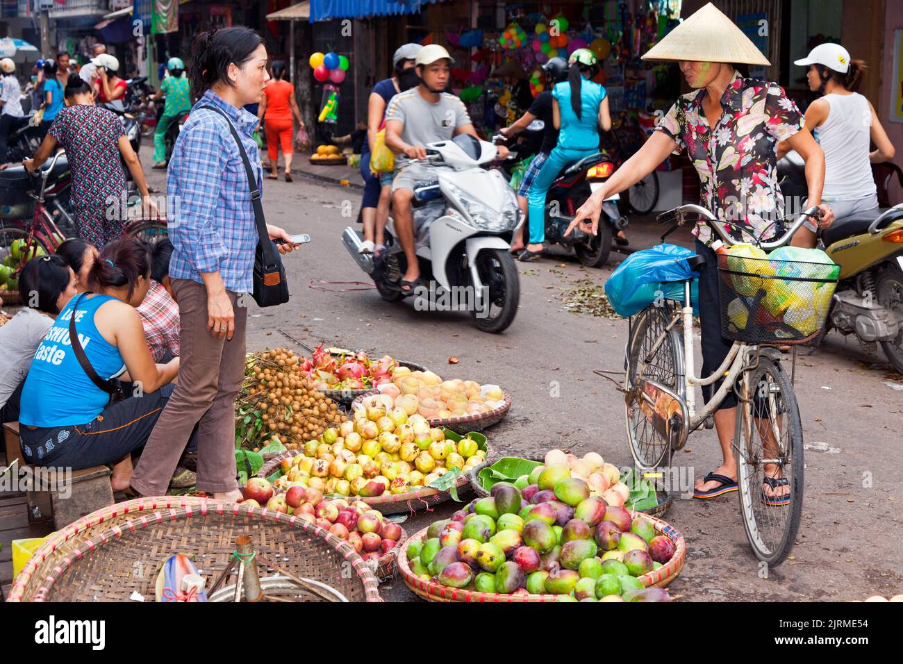 Traders in stock market hi-res stock photography and images - Alamy