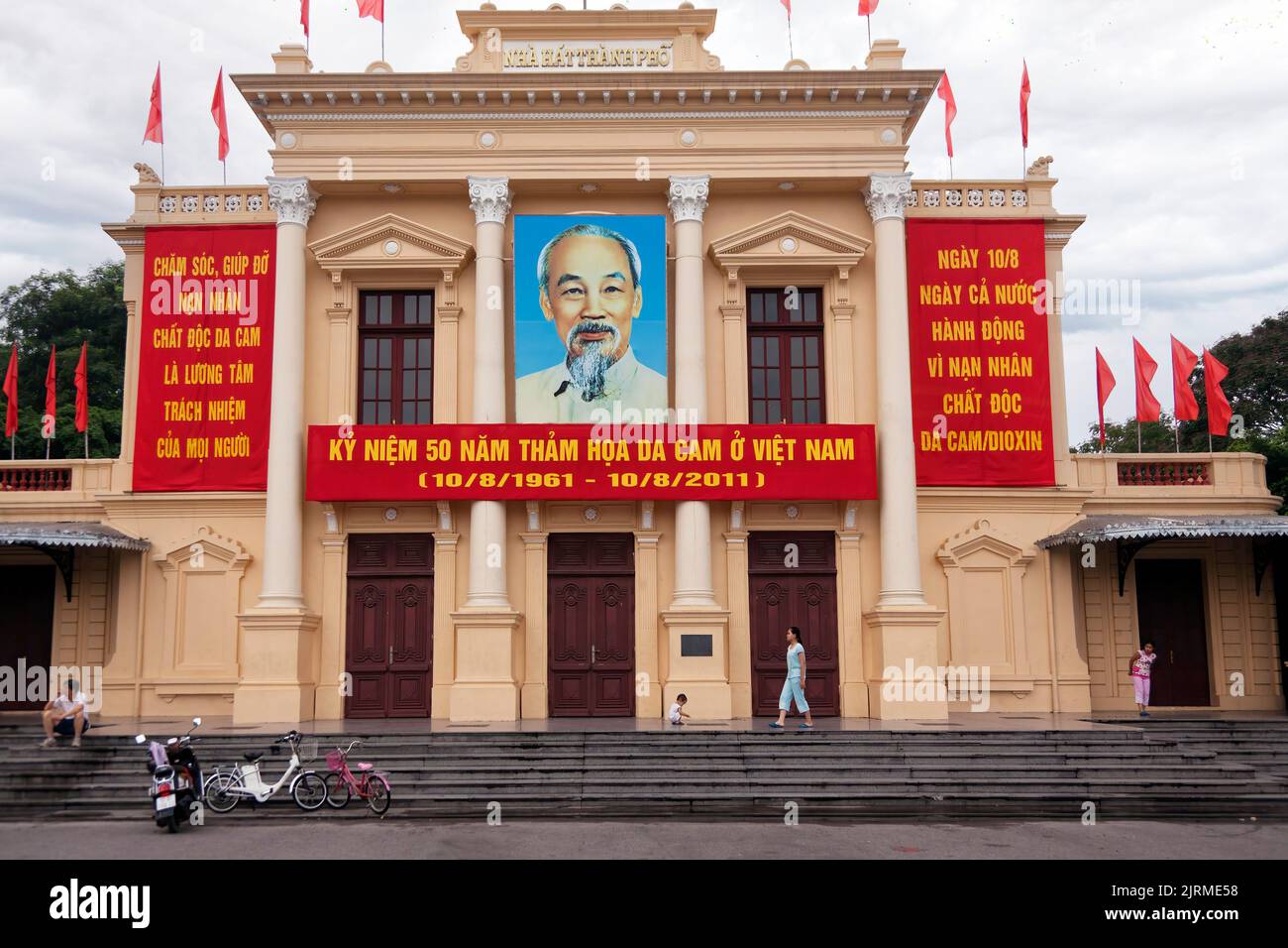 Opera House, Hai Phong city centre, Vietnam Stock Photo - Alamy