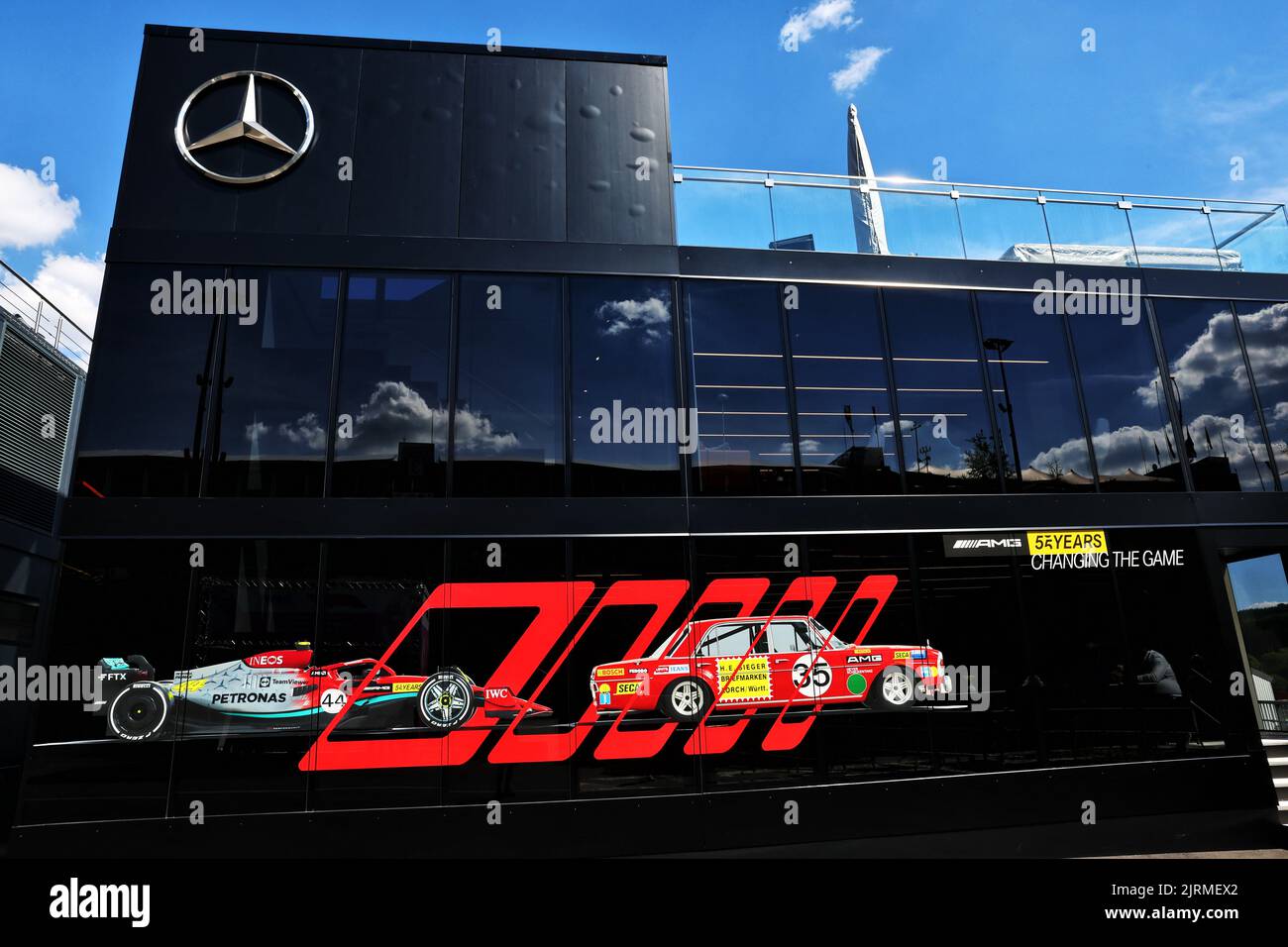 F1 motorhome hi-res stock photography and images - Alamy