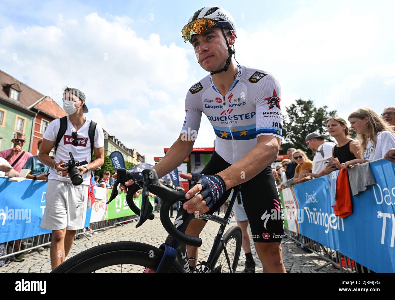 25 August 2022, Thuringia, Weimar/Meiningen: Cycling: Tour of Germany ...