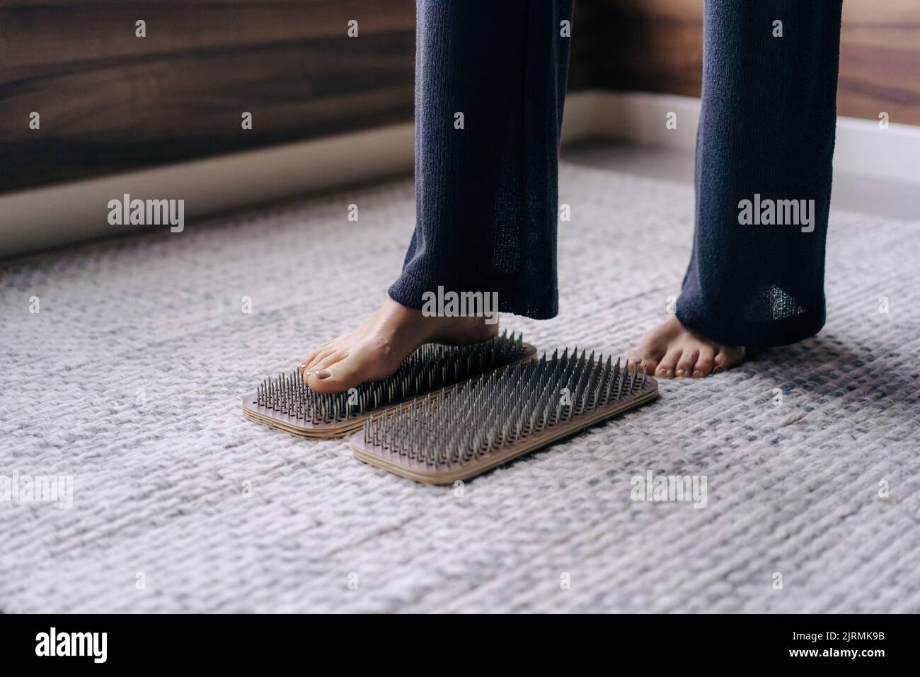 Foot stands hi-res stock photography and images - Alamy