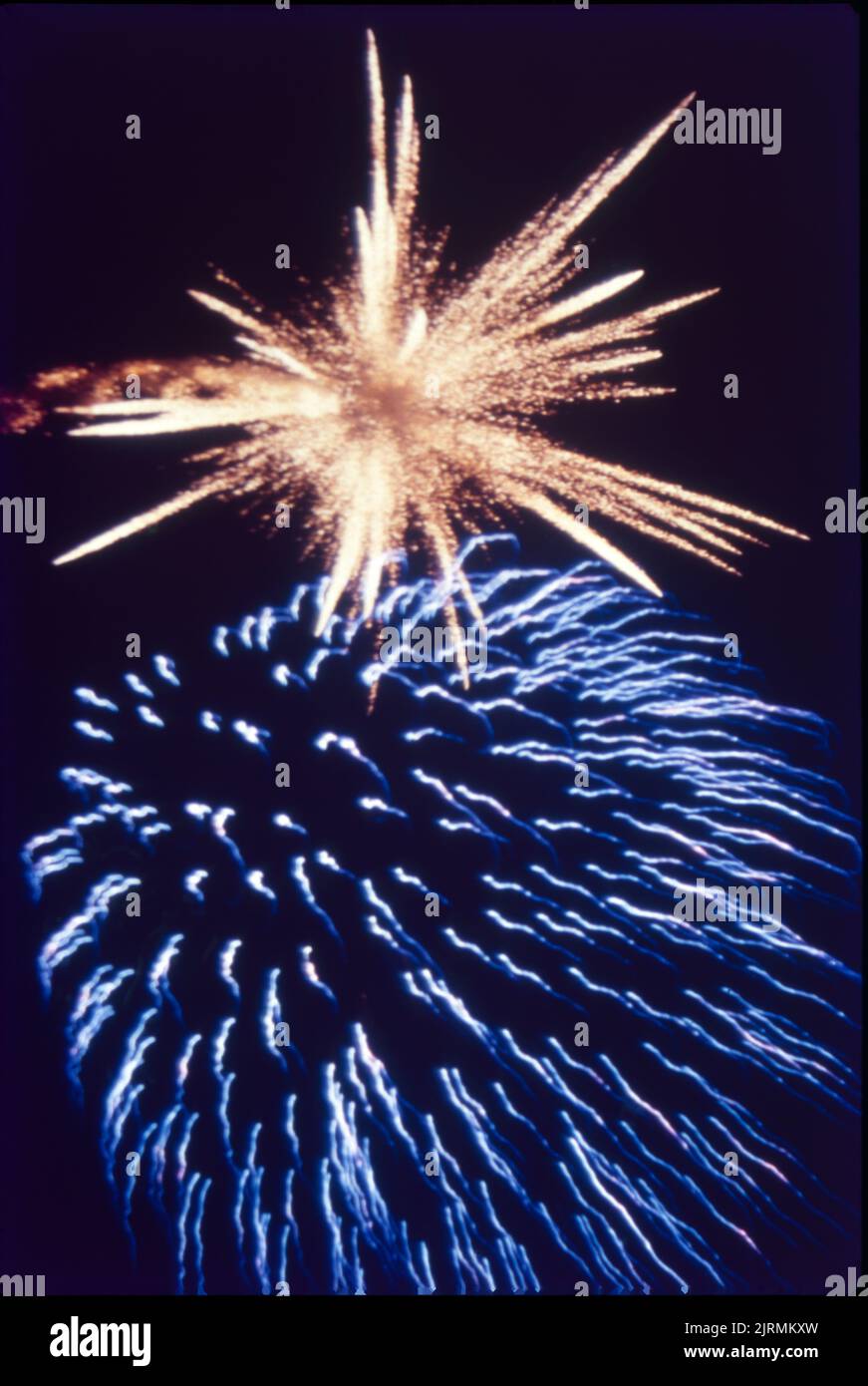 Crackers - Incendiaries, for Celebration & Festivals, Display of Fire ...