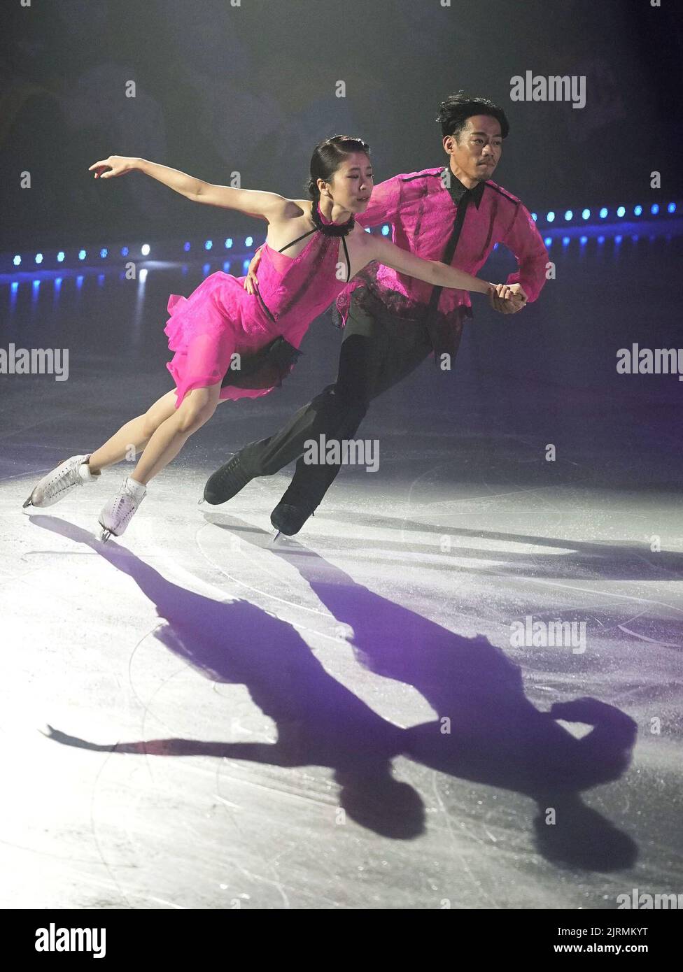 Japanese ice dancers Kana Muramoto (L) and Daisuke Takahashi perform ...