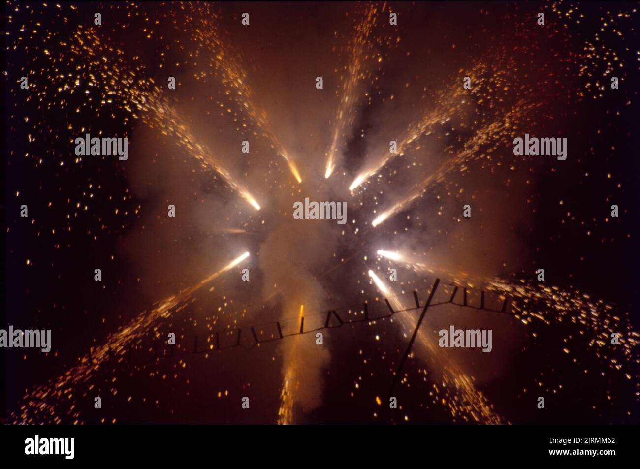 Crackers - Incendiaries, for Celebration & Festivals, Display of Fire ...