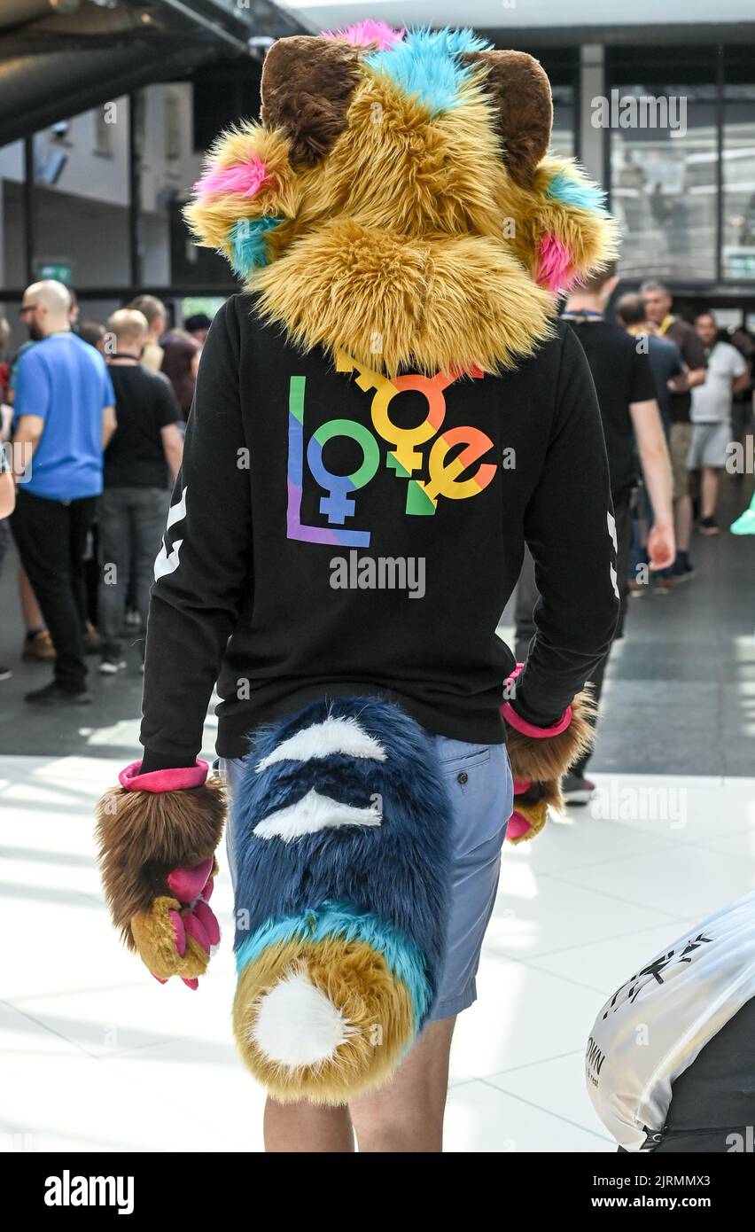 Berlin, Germany. 25th Aug, 2022. An attendee dressed in an animal ...