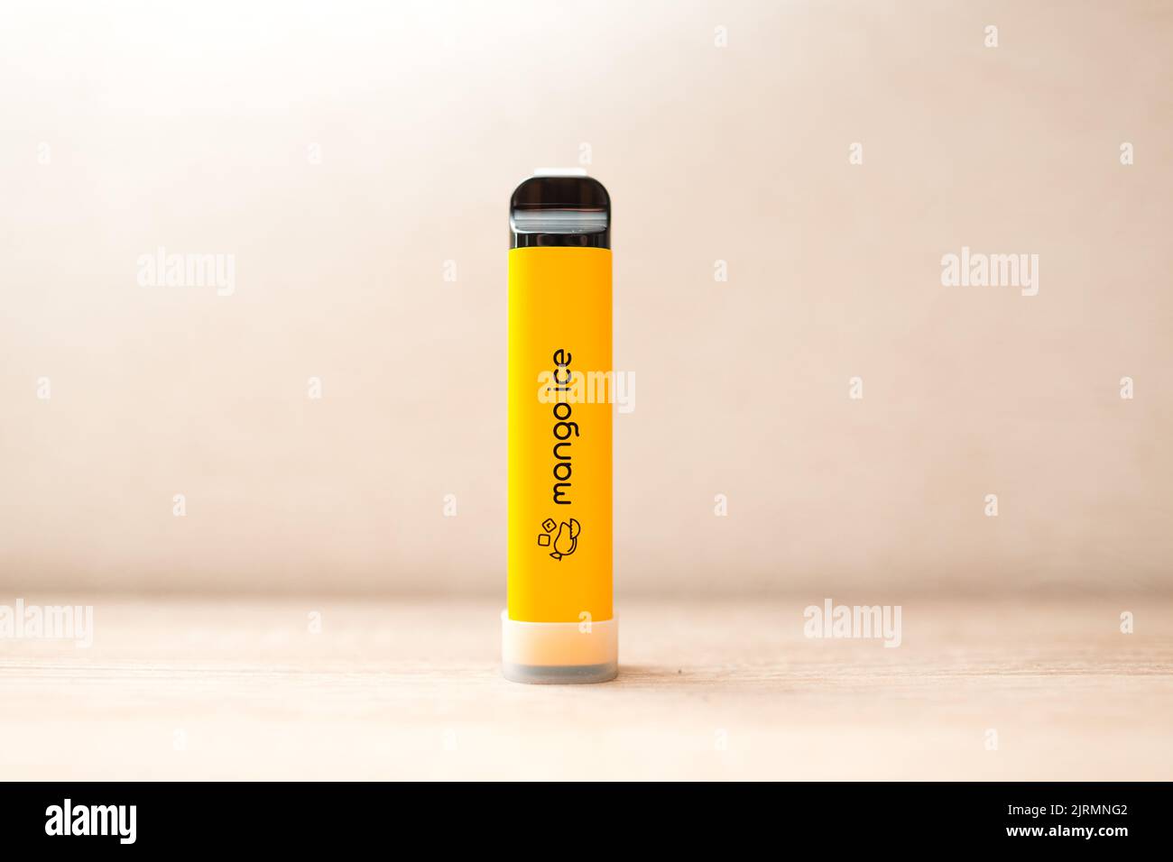 Yellow nicotine hi-res stock photography and images - Alamy