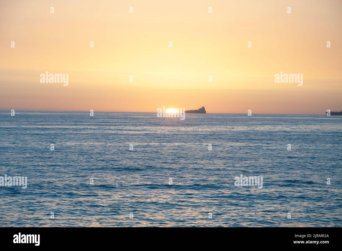 Sailing merchant ships hi-res stock photography and images - Alamy