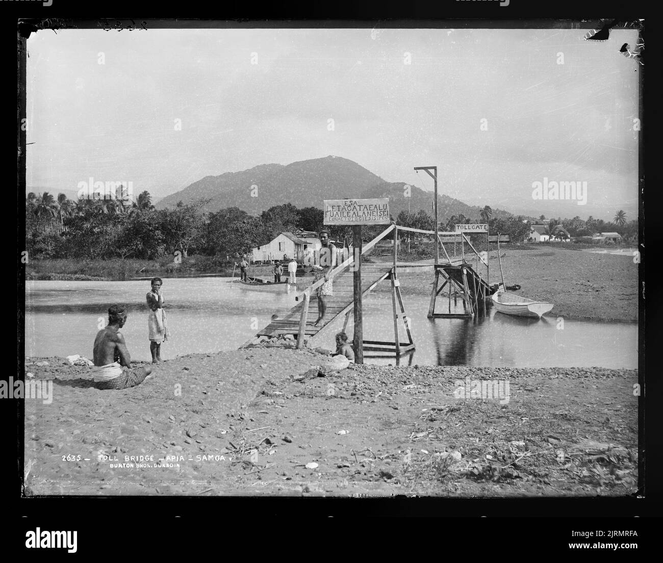 Samoa toll bridge hi-res stock photography and images - Alamy