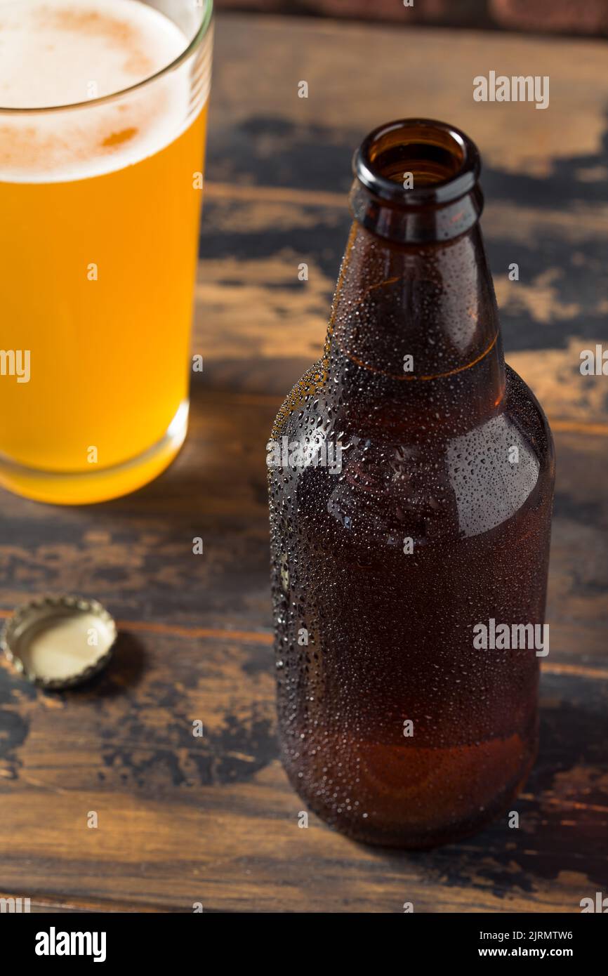 Craft beer in bottle hi-res stock photography and images - Alamy