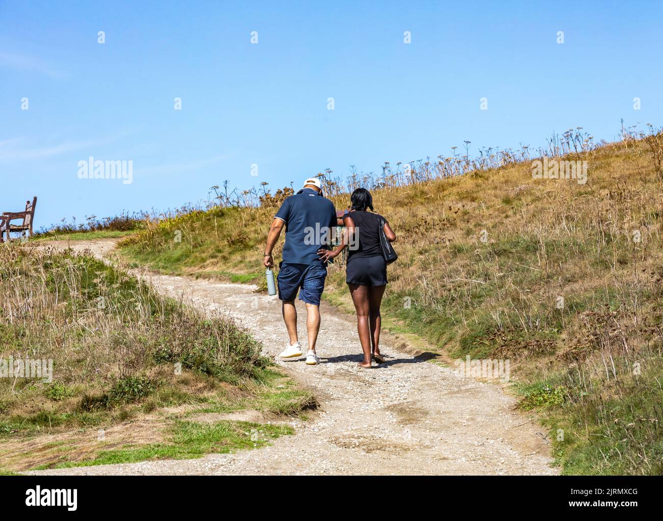Family walk beach ocean surf wave hi-res stock photography and images ...