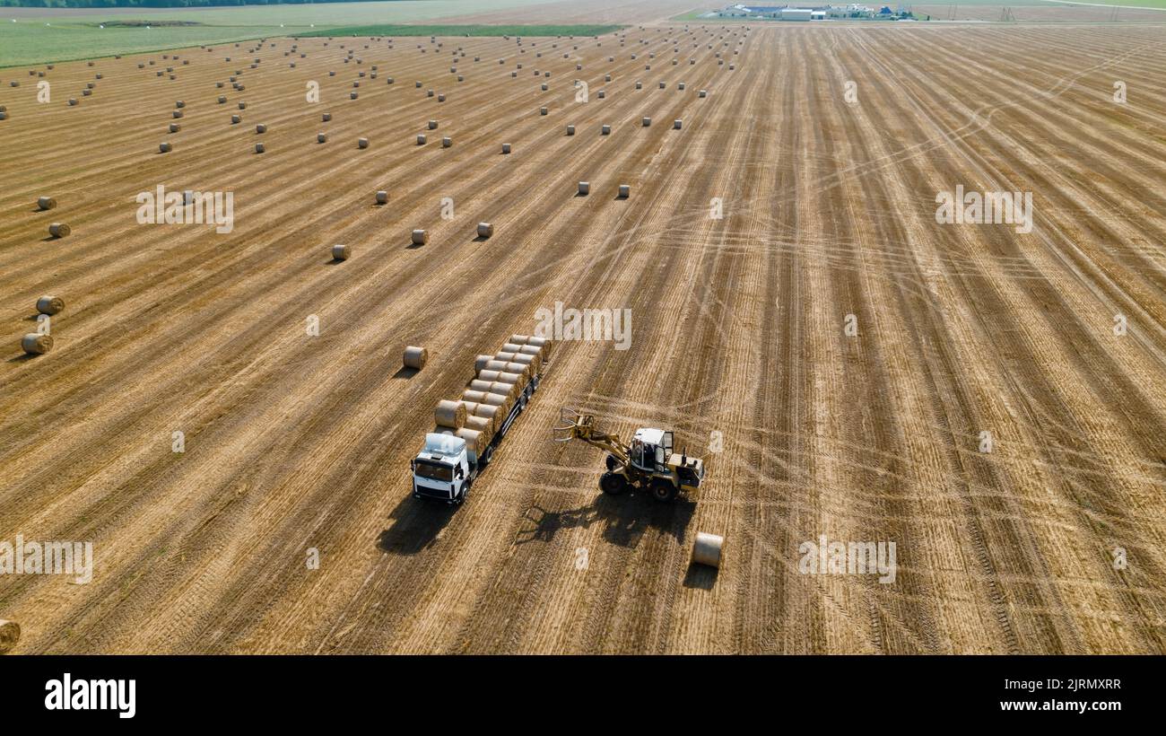Aerial truck loading hi-res stock photography and images - Alamy