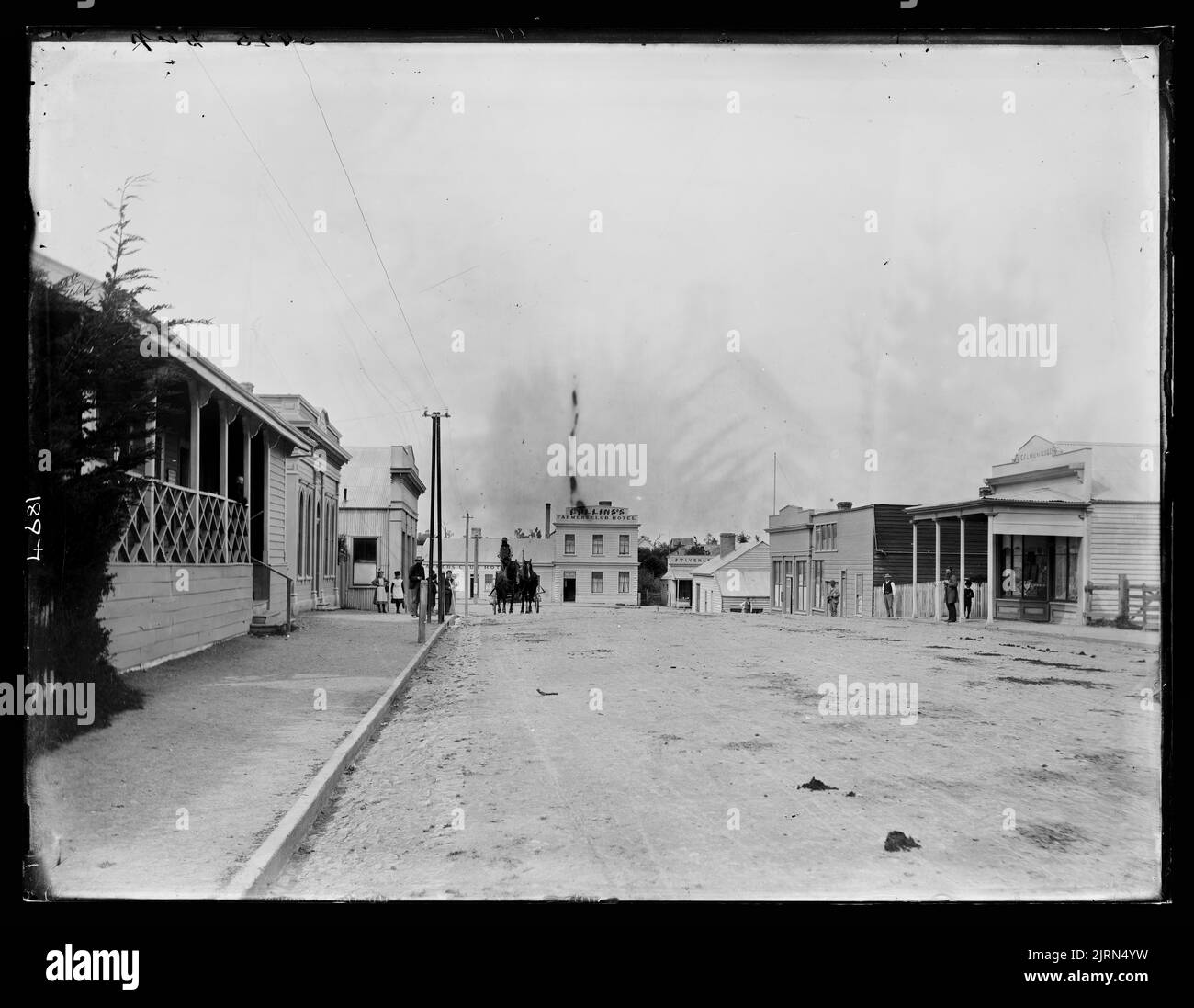 [Main Street, Tapanui], New Zealand, by Burton Brothers Stock Photo - Alamy