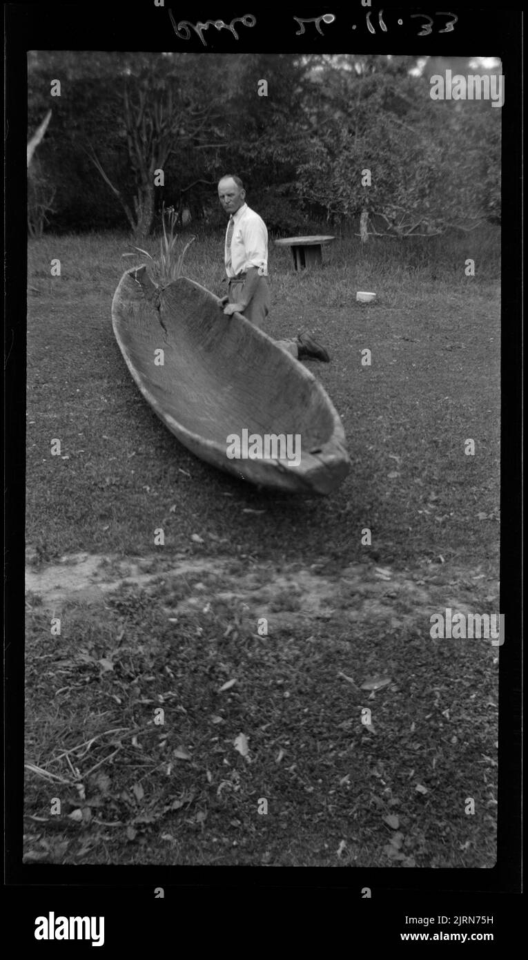 Old canoe Black and White Stock Photos & Images - Alamy