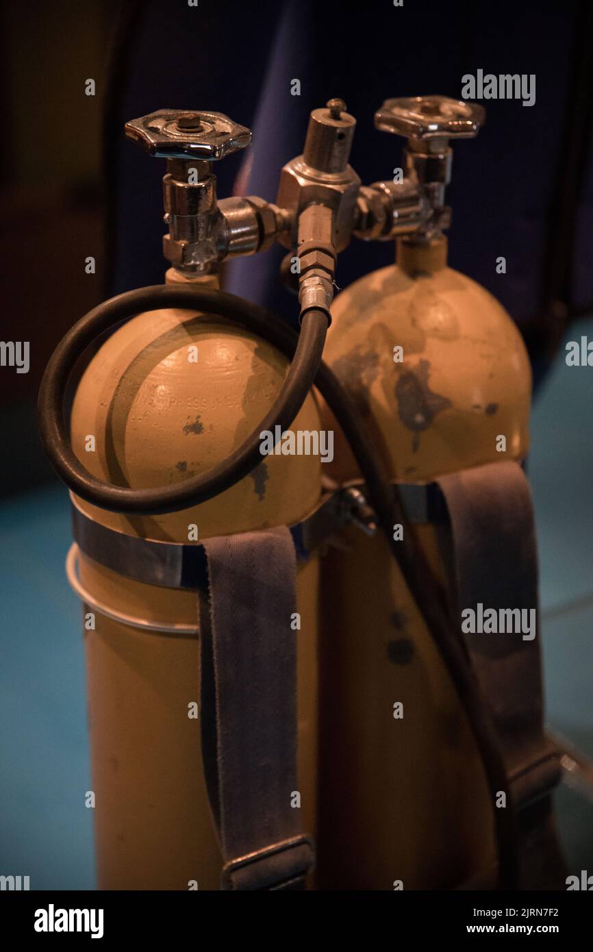 Industrial gas bottle hi-res stock photography and images - Alamy