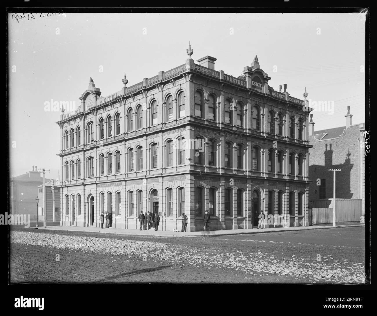 Philip's Family & Commercial Hotel building, Dunedin, 1880s, Dunedin ...
