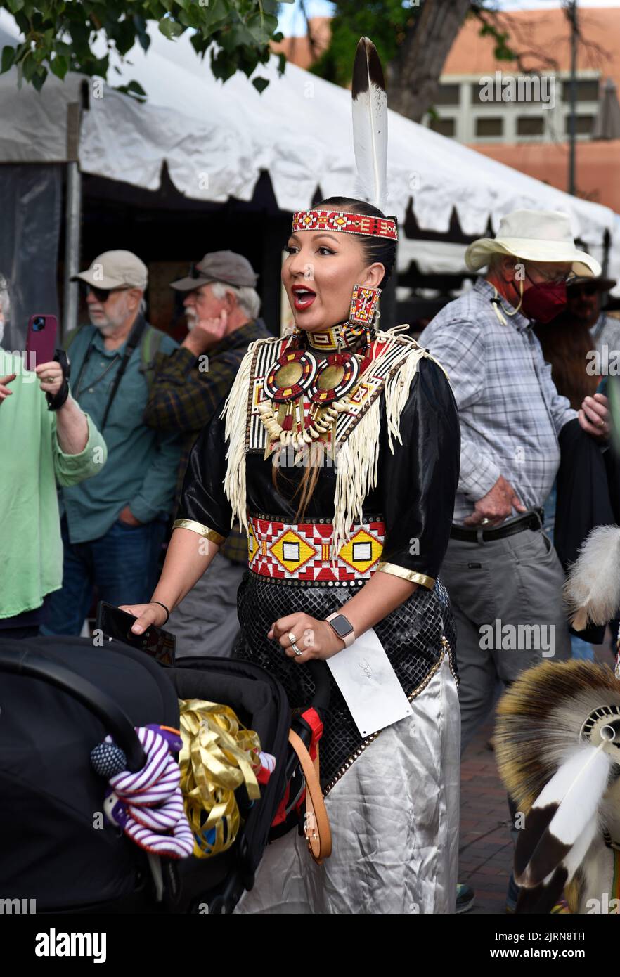 Mandan native american tribe hi-res stock photography and images - Alamy