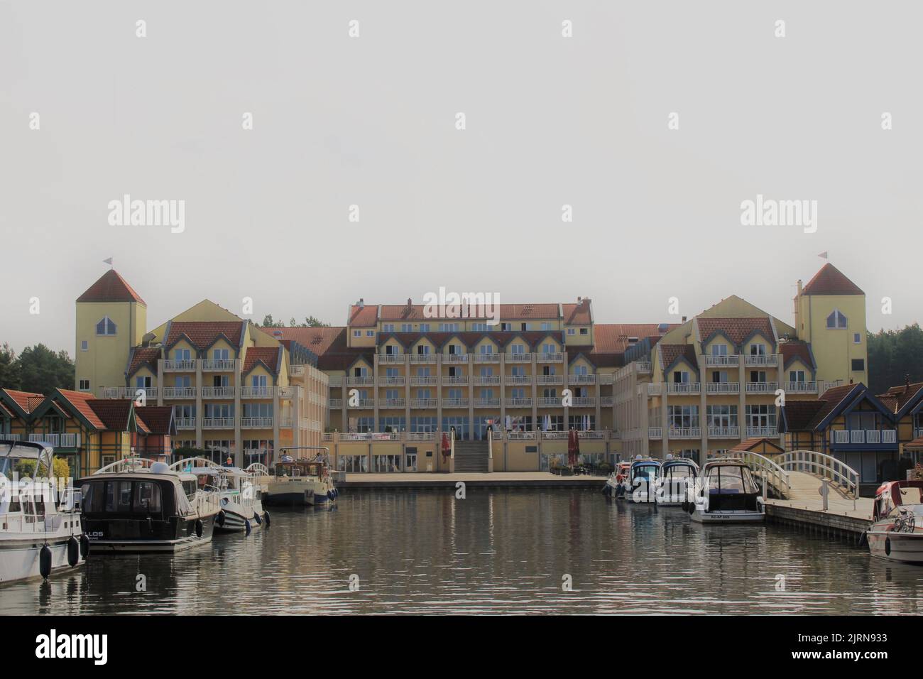 Seehotel schloss hi-res stock photography and images - Alamy