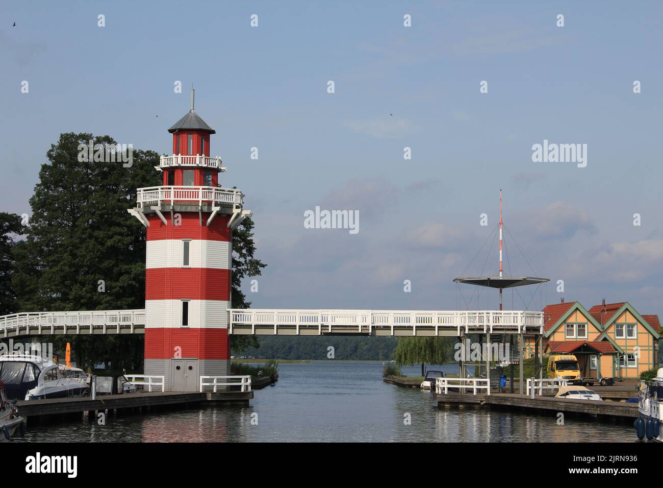 Maritim Hafenhotel Rheinsberg, Leuchtturm Stock Photo - Alamy