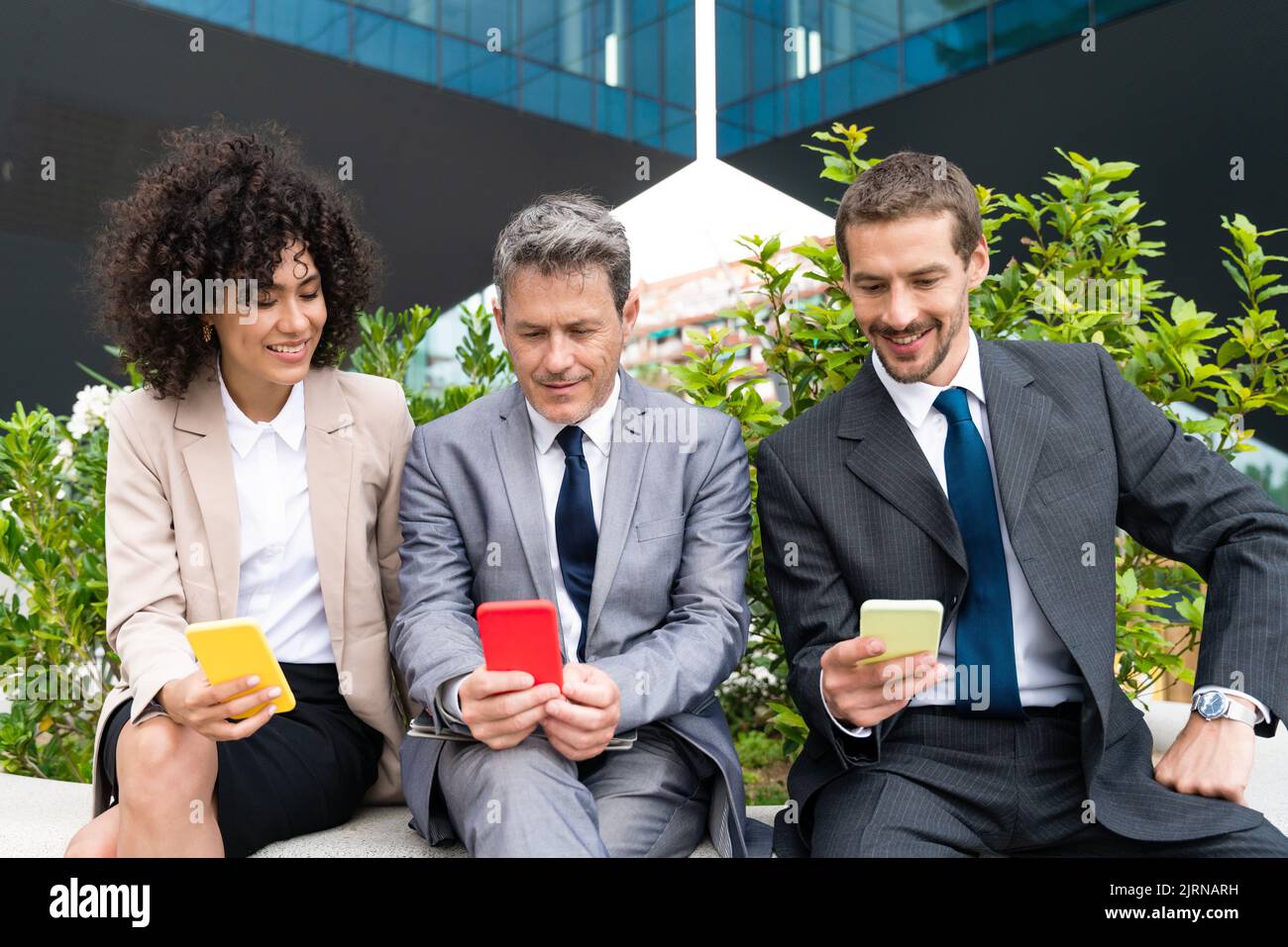 Diverse business meeting park hi-res stock photography and images - Alamy
