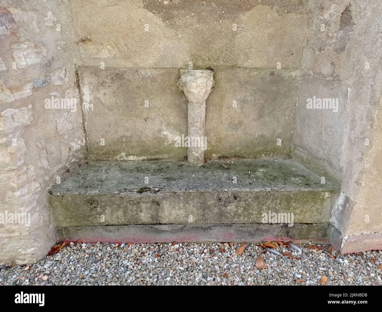 Sculpture en pierre ancienne , France Stock Photo - Alamy